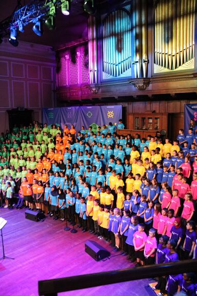 Extraordinary Us Concert Celebrates the Joy of Music at Newcastle's O2 ...